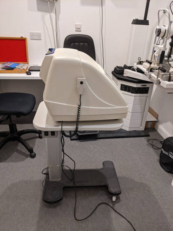 Henson 6000 Compact | Used Visual Screeners | Ophthalmic Equipment ...