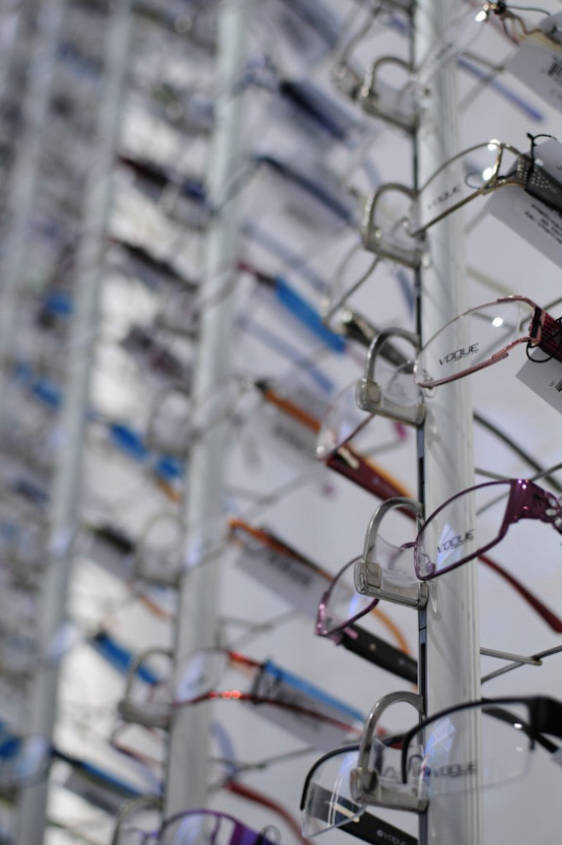 Batch of 8 Key locking bars | Frame Display - Rods | Fixtures ...