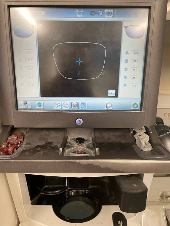 Essilor Neksia and Mr Blue Lab Setup | Used Laboratory Lots | Lab ...