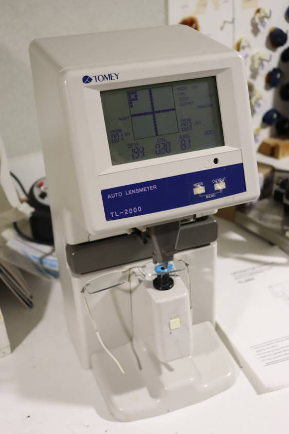 TOMEY TL-2000 AUTO-LENSMETER | Used Autolensmeters | Lab Equipment ...