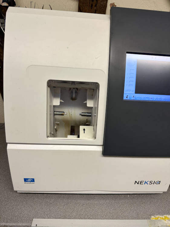 2 Essilor neksia Edger | Used Lens Edgers | Lab Equipment | Used ...