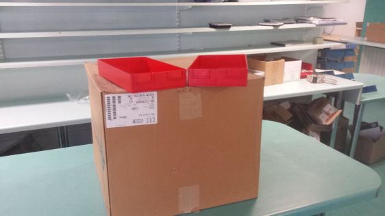 New Red Ophthalmic Lens Trays | Used Lab Accessories | Lab Equipment ...