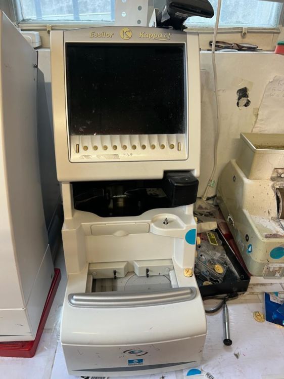 Essilor Tracer | Used Tracer | Lab Equipment | Used Optical Equipment ...