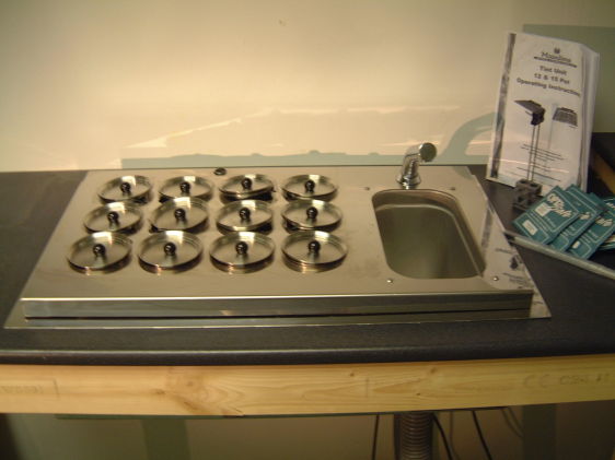 Almost New Tint Bath With Sink | Used Tint Baths | Lab Equipment | Used ...