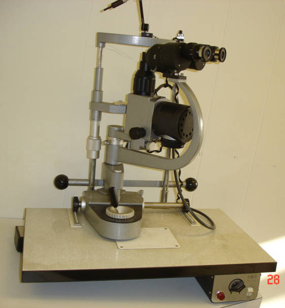 Topcon slit lamp on table top | Used Slit Lamps | Ophthalmic Equipment ...