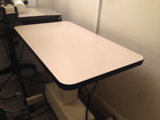 Adjustable table | Used Tables | Ophthalmic Equipment | Used Optical ...