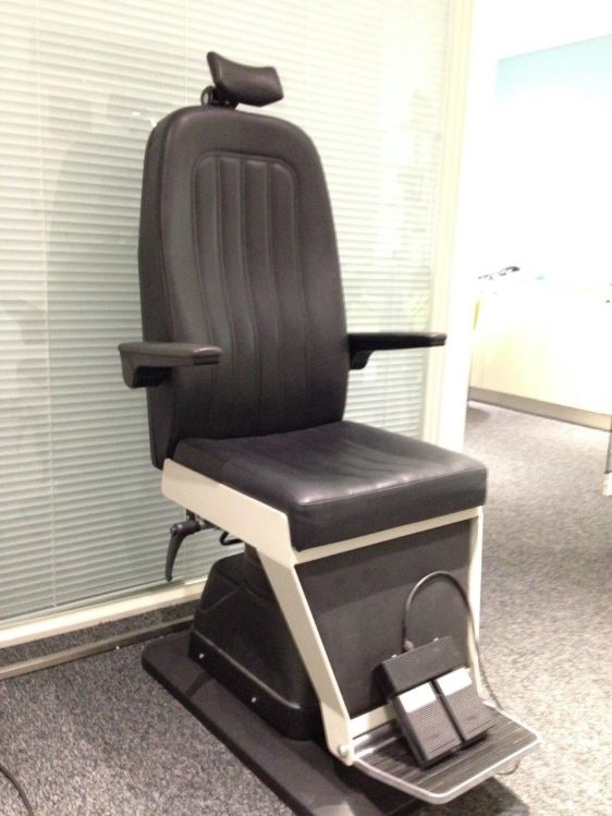 PATIENT CHAIR | Used Testing Chairs | Ophthalmic Equipment | Used ...